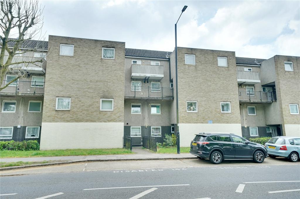 Hadrians Ride, Enfield, EN1 3 bed maisonette - £315,000