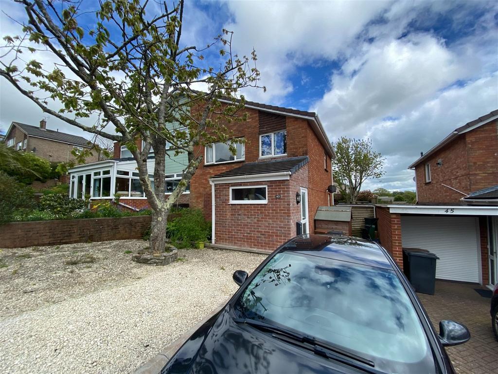 Langham Way, Ivybridge PL21 3 bed semi-detached house - £279,950