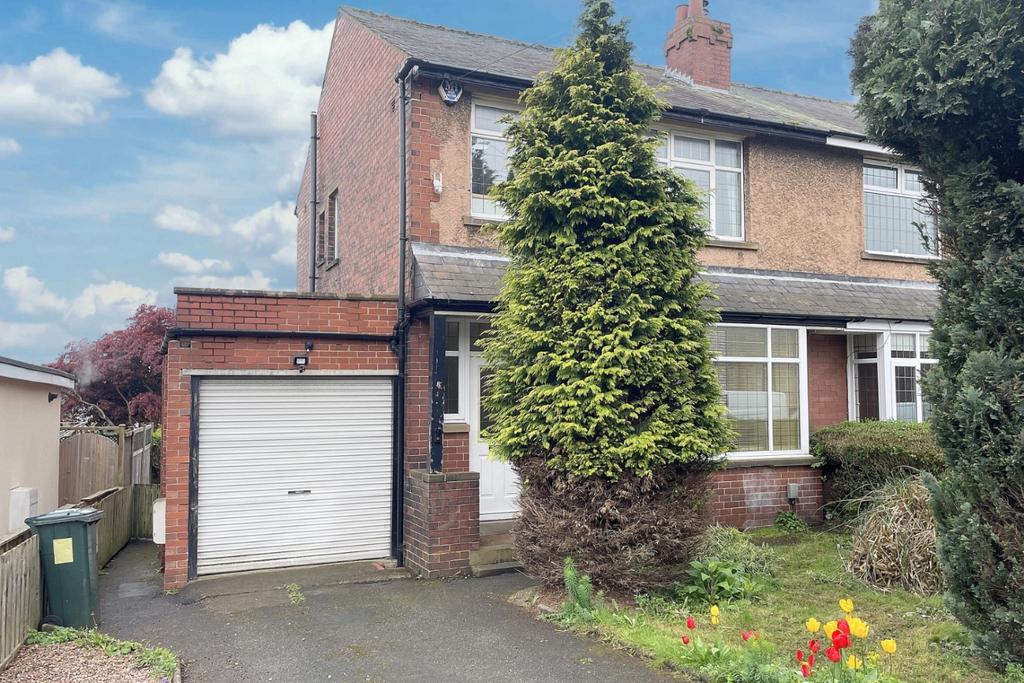 Flash Lane Mirfield Wf14 3 Bed Semi Detached House For Sale £295 000