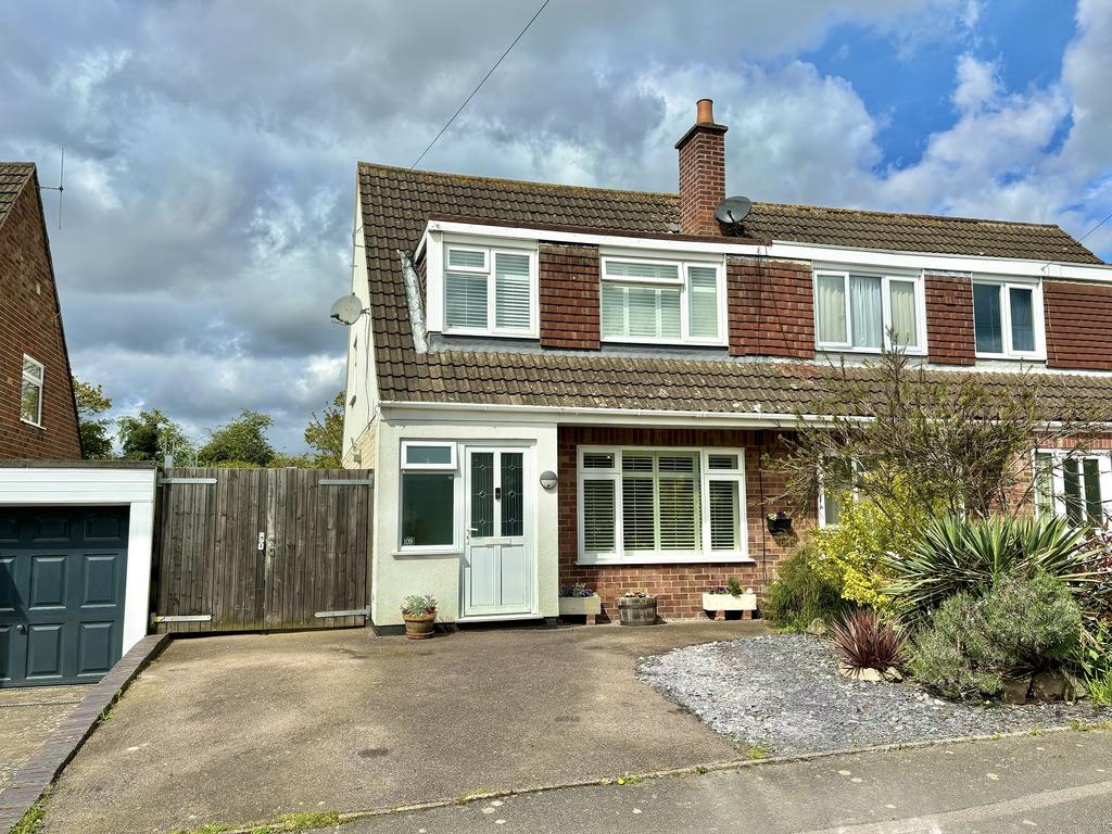 Enderby, Leicester LE19 3 bed semi-detached house - £275,000
