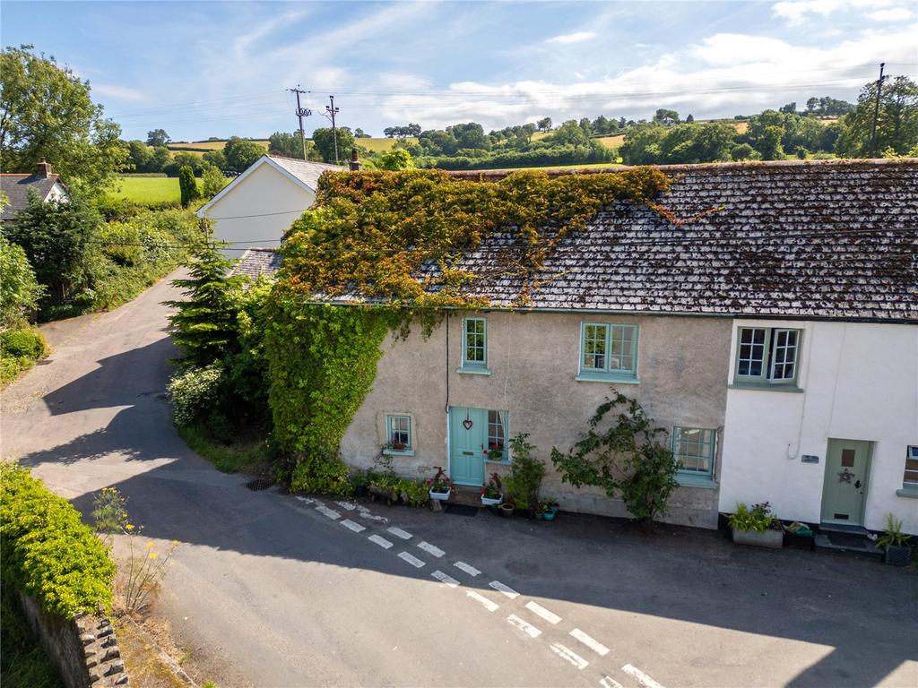 Landkey, Barnstaple 3 bed semi-detached house - £250,000