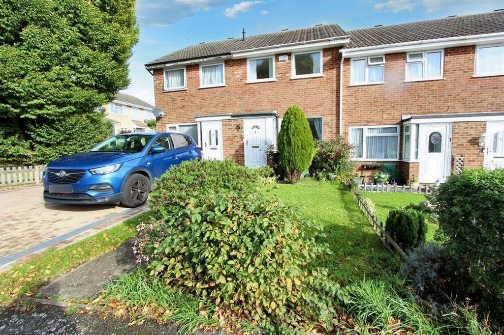 Bargrove Road, Maidstone ME14 2 bed terraced house - £300,000