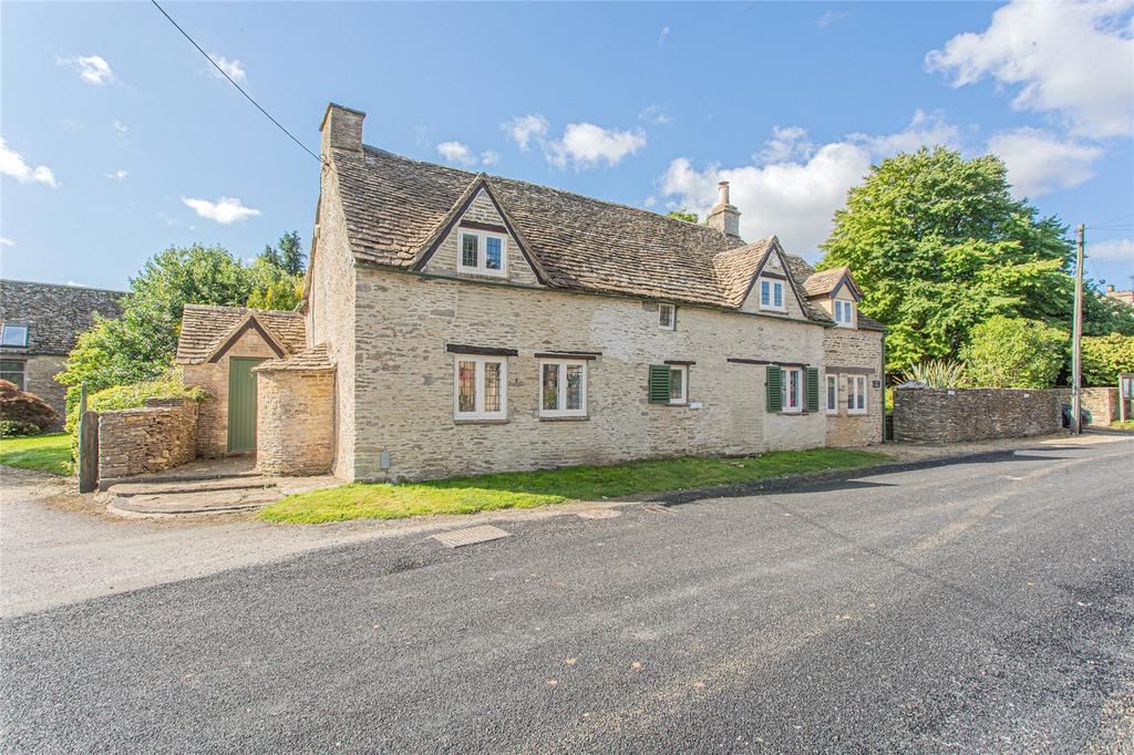 Tetbury Road, Willesley, GL8 3 bed detached house - £2,275 pcm (£525 pw)