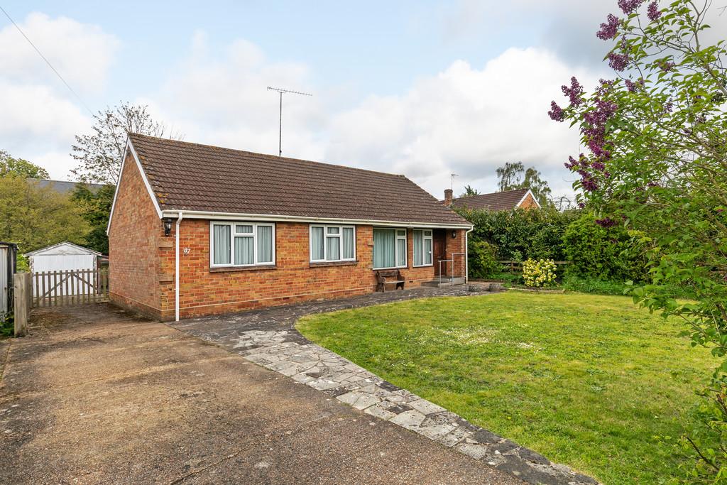 Springvale Road, Kings Worthy, SO23 2 bed detached bungalow for sale ...
