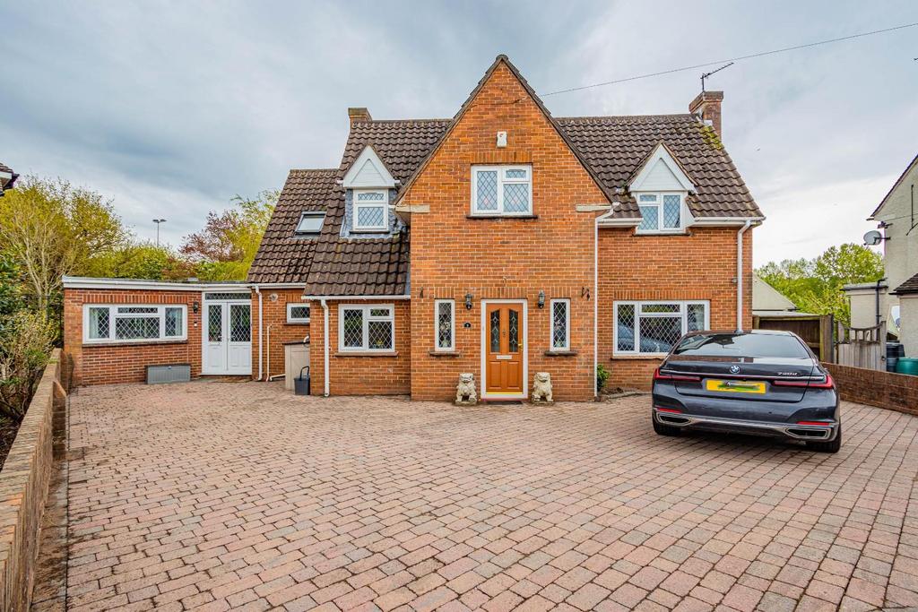 Cherwell Road, Penarth CF64 4 bed detached house - £1,100,000