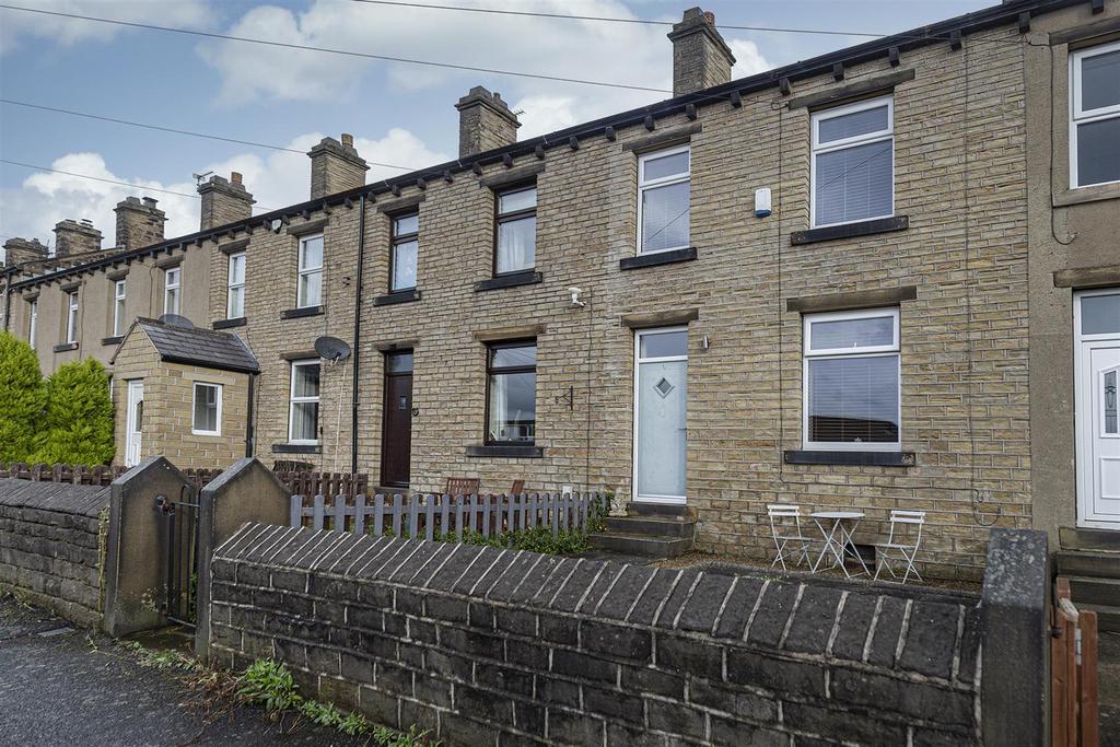 Bankfield Avenue, Huddersfield HD5 3 bed terraced house - £1,000 pcm (£ ...