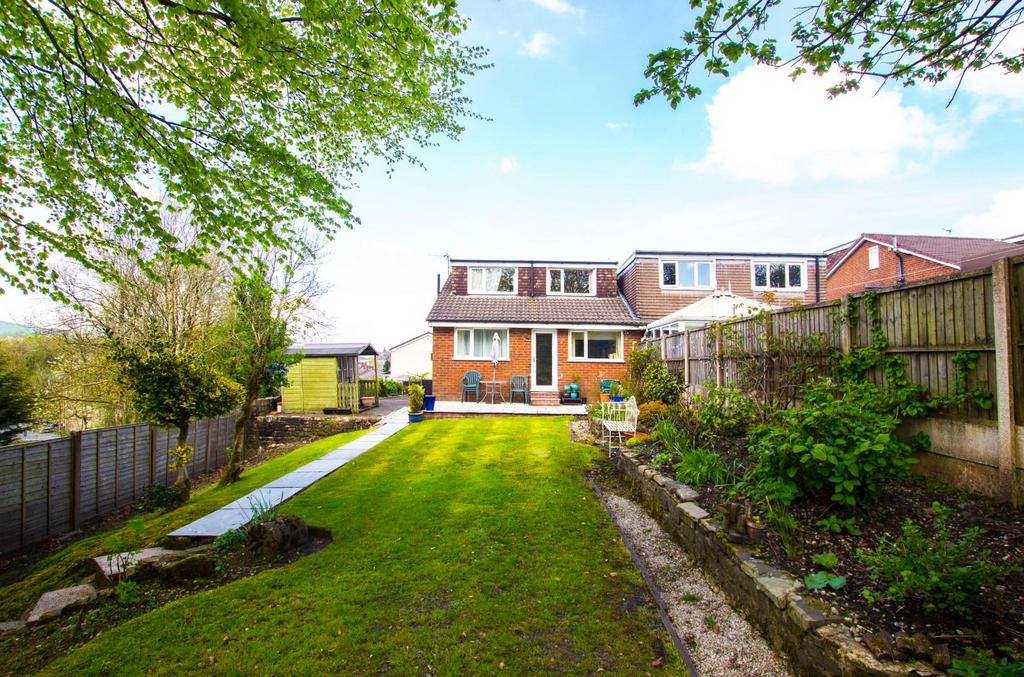 Spring Vale Garden Village, Darwen 3 bed semi-detached bungalow - £179,950