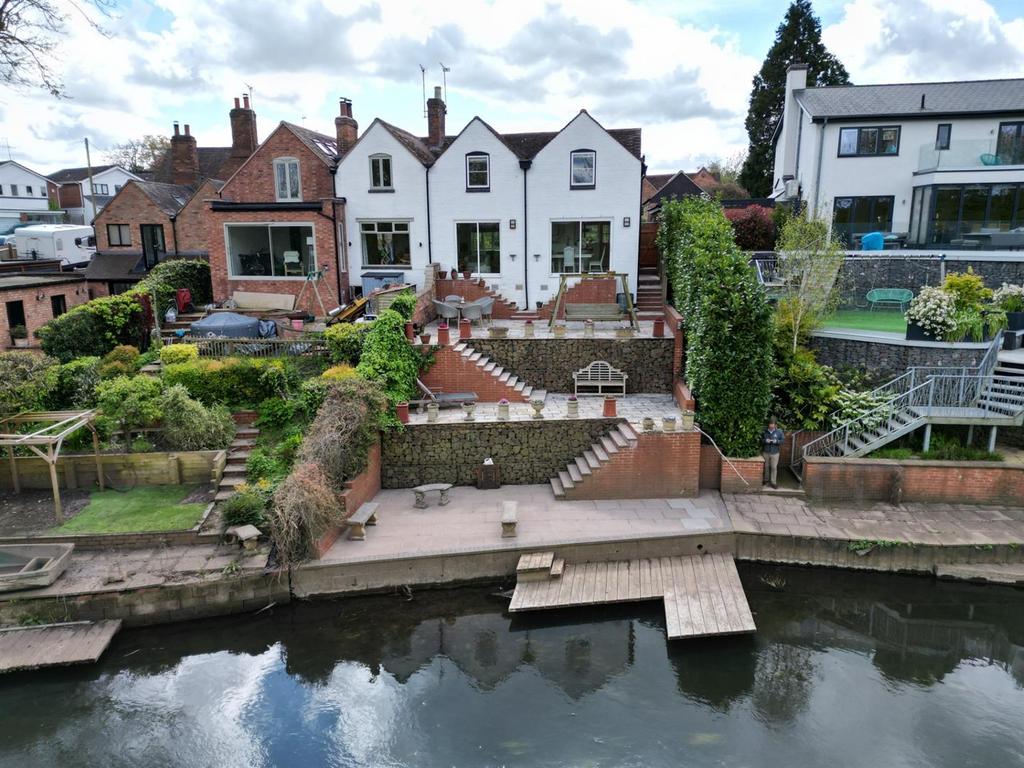 Keytes Lane, Barford, Warwick 3 bed character property - £650,000