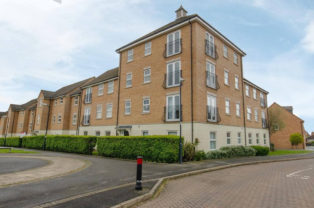 Flaxdown Gardens, Coton Park, Rugby... 2 bed apartment - £150,000