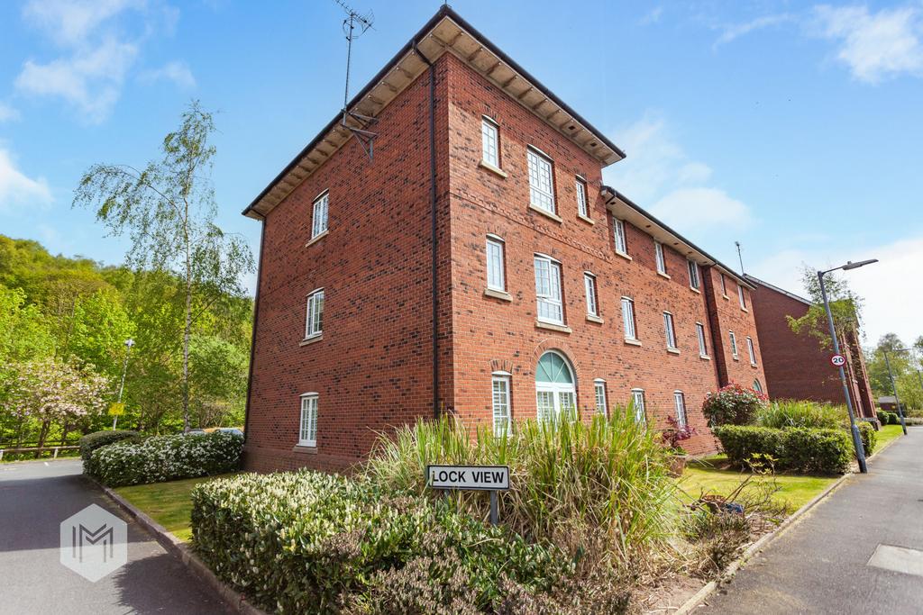Lock View, Radcliffe, Manchester... 2 bed apartment - £115,000