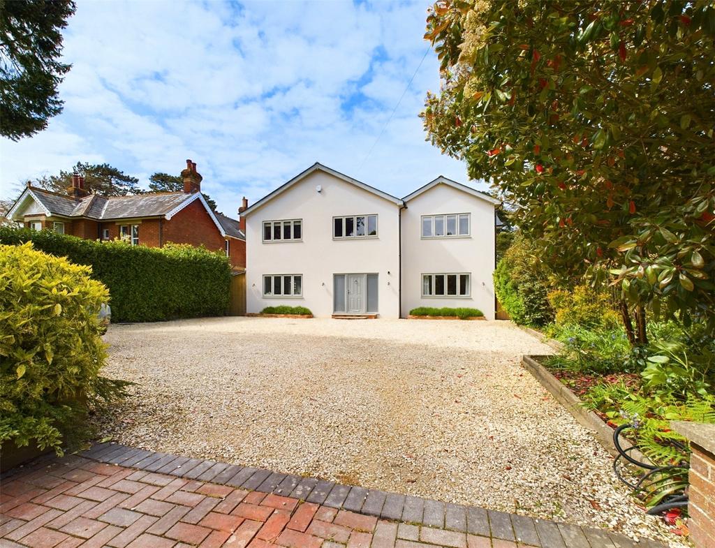 Burley Road, Bransgore, Christchurch... 5 bed detached house - £1,100,000