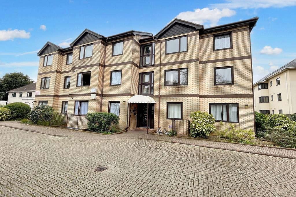 Bournemouth 2 bed retirement property - £139,950
