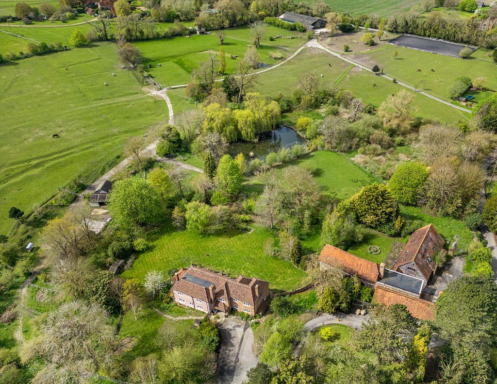 Great Kimble, Buckinghamshire, HP17 Farm - £4,200,000