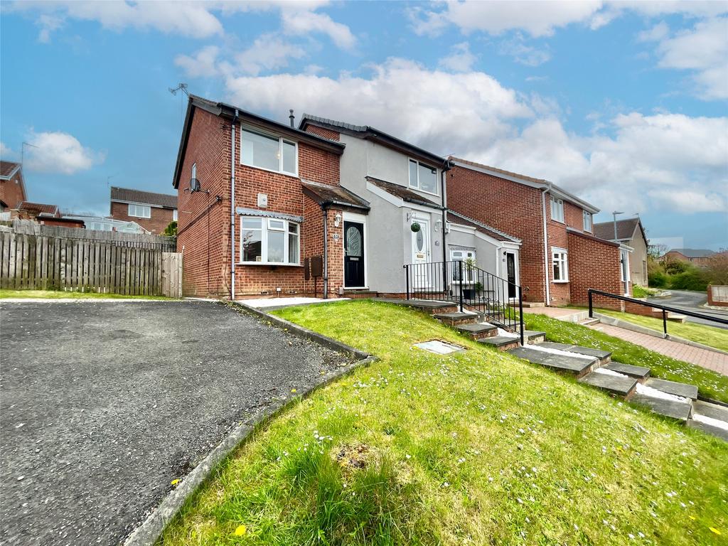 Dykes Way, Windy Nook, Gateshead, NE10 2 bed end of terrace house - £ ...