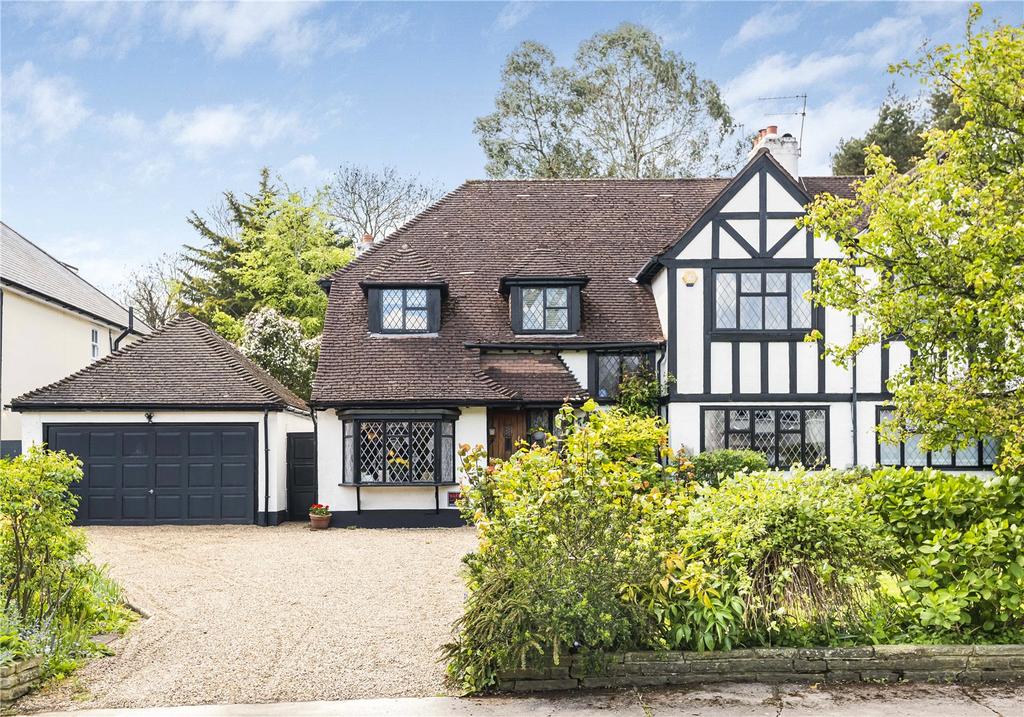 Parkgate Avenue, Hadley Wood, EN4 5 bed semi-detached house - £1,850,000