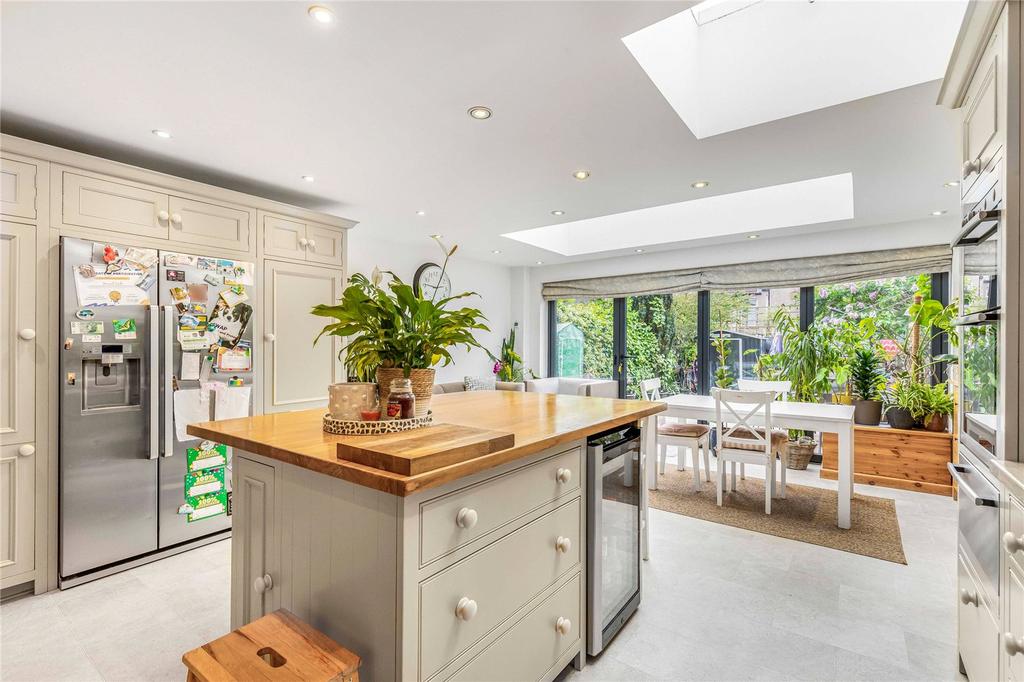 Corsehill Street, Furzedown, SW16 4 bed house - £850,000