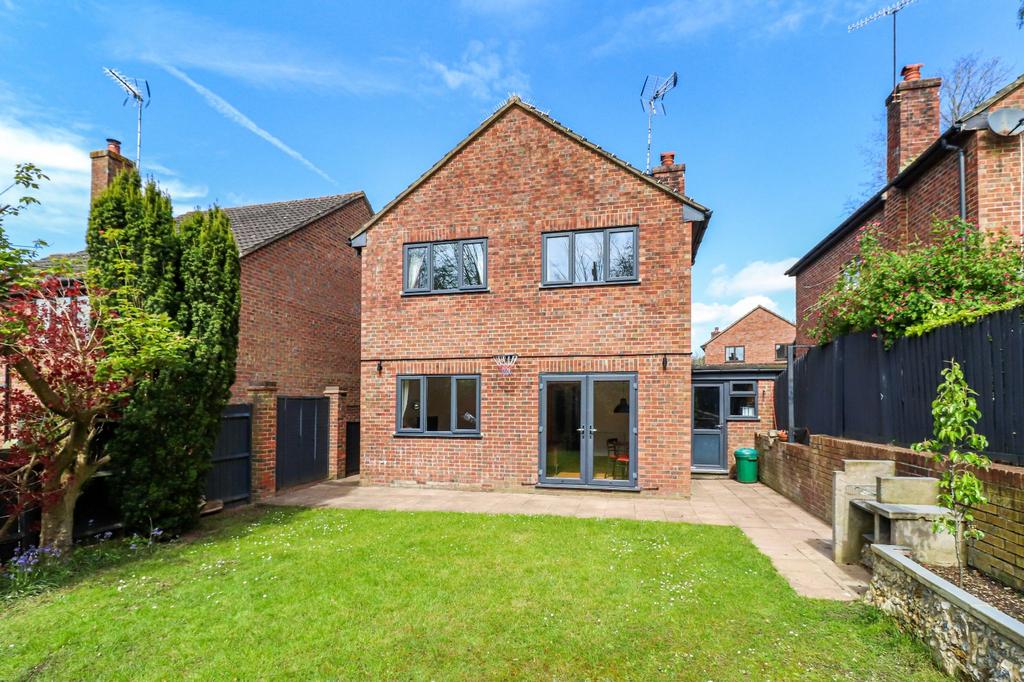 Inkerman Terrace, Chesham, HP5 4 bed link detached house for sale - £ ...