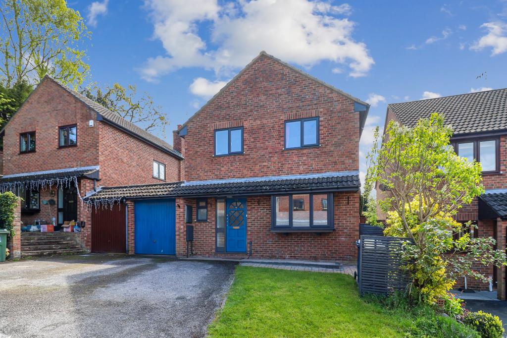 Inkerman Terrace, Chesham, HP5 4 bed detached house for sale - £612,500