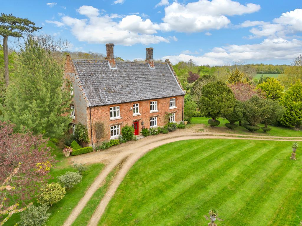 Starston 5 bed detached house - £1,250,000
