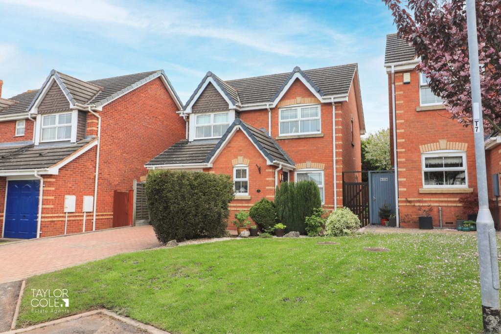 Stonehaven, Amington 3 bed detached house - £335,000