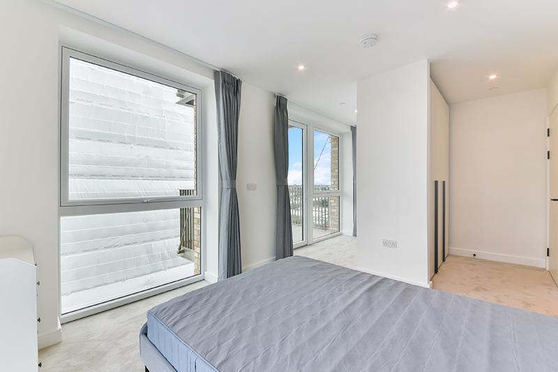 Grand Union, London, HA0 1BD 2 bed apartment - £2,297 pcm (£530 pw)