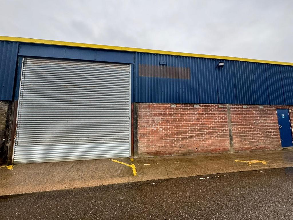 Hawton Lane Newark Nottinghamshire Warehouse To Rent 2 550 Pcm hawton-lane-newark-nottinghamshire-warehouse-to-rent-2-550-pcm