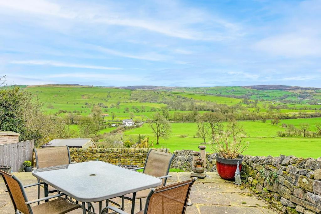 Thornton In Craven, Skipton 4 bed semi-detached house for sale - £455,000