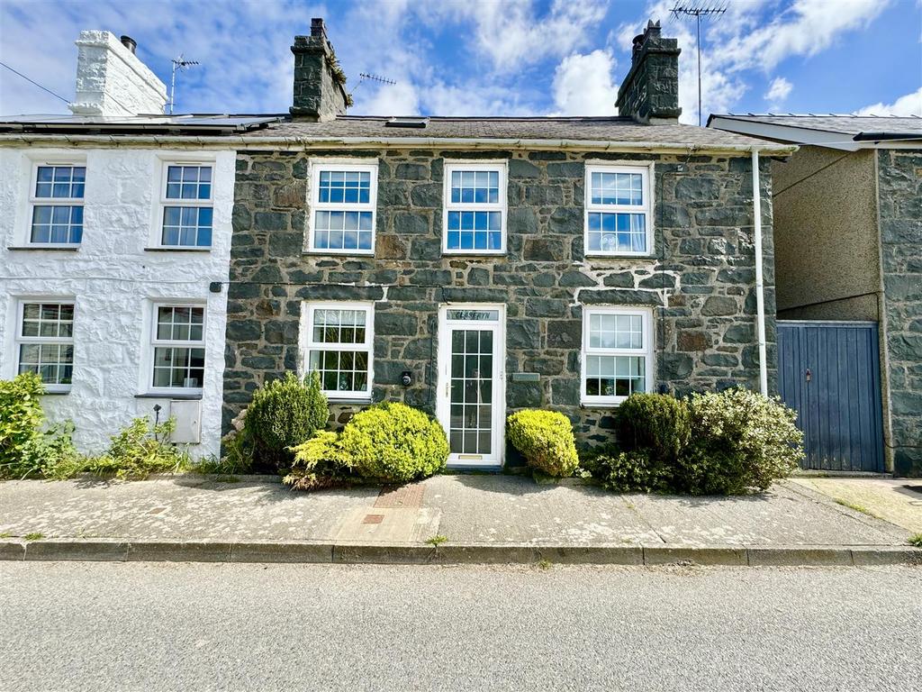 Sarn, Pwllheli 3 bed semi-detached house - £225,000