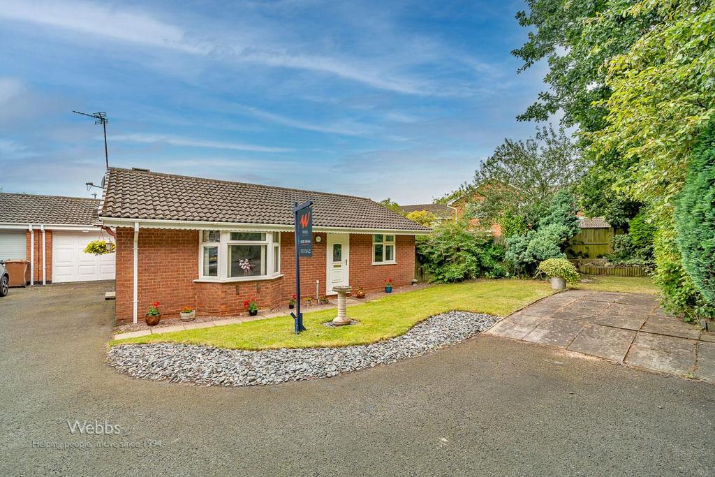 Shire Ridge, Walsall WS9 2 bed detached bungalow - £294,999
