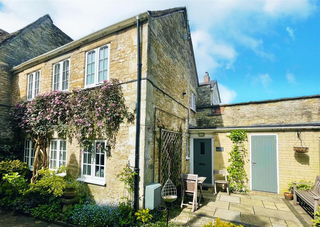 Coxwell Street, Cirencester 1 bed end of terrace house - £329,950