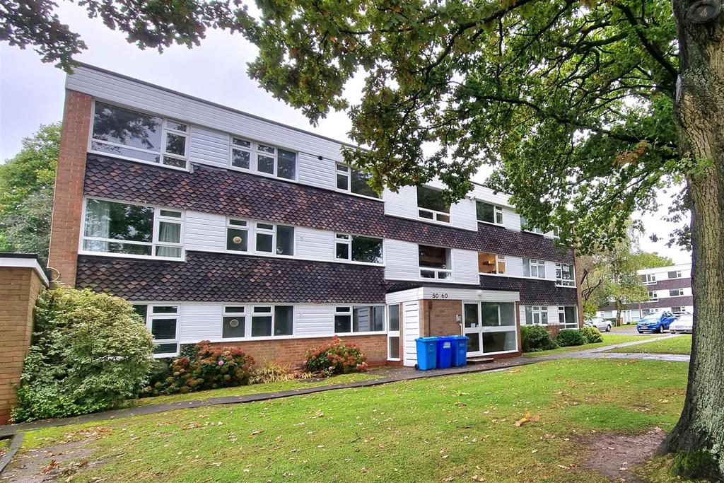 Dingle Lane, Solihull 2 bed flat - £150,000