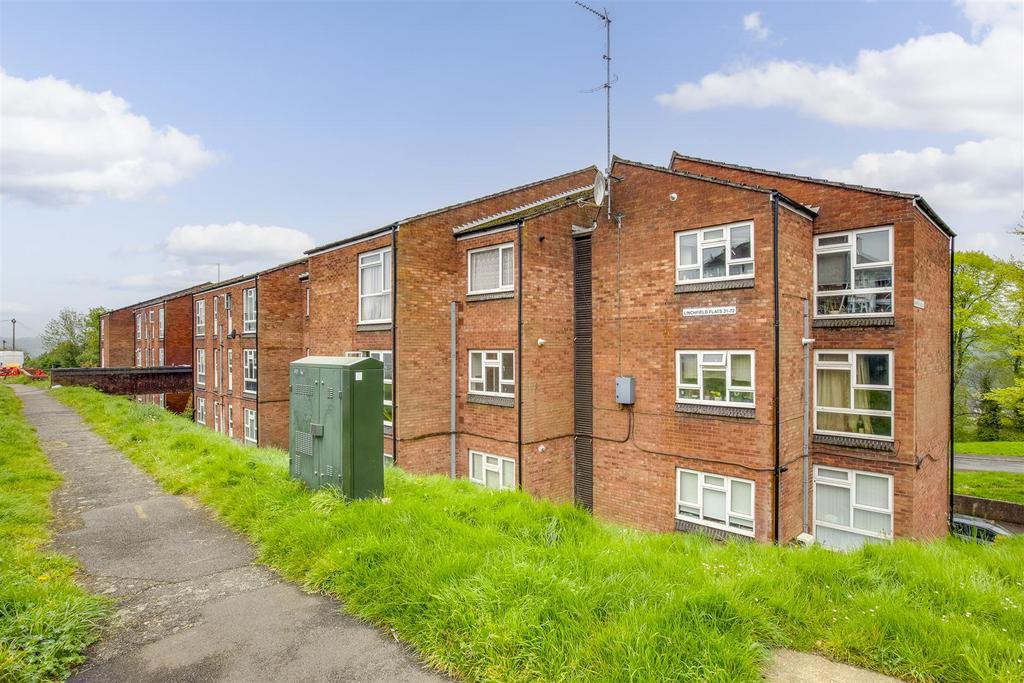 Linchfield, High Wycombe HP13 1 bed flat for sale - £160,000