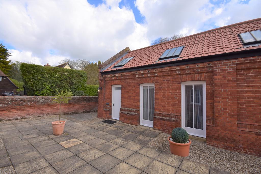 Saling Grove, Great Saling... 1 bed house - £795 pcm (£183 pw)