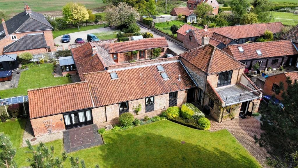 Long Lane, Colby 3 bed barn conversion - £500,000