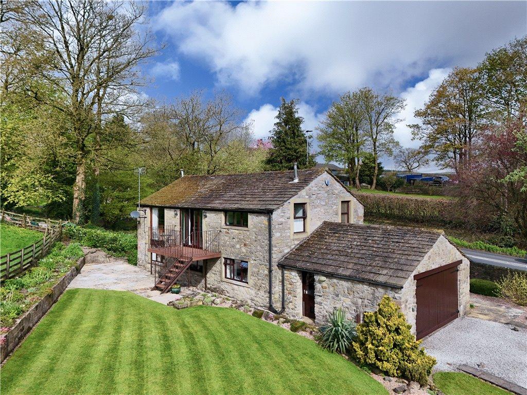 Coniston Cold, Skipton, BD23 3 bed barn conversion for sale - £550,000