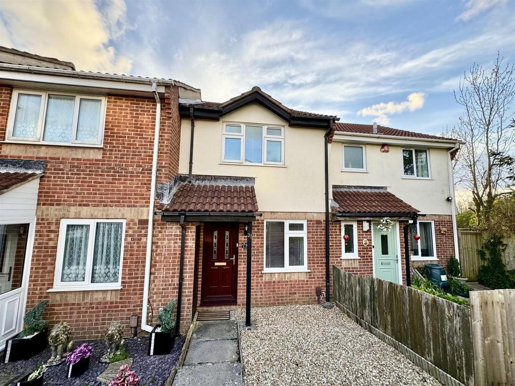 Aspen Gardens, Plymouth PL7 2 bed terraced house - £200,000