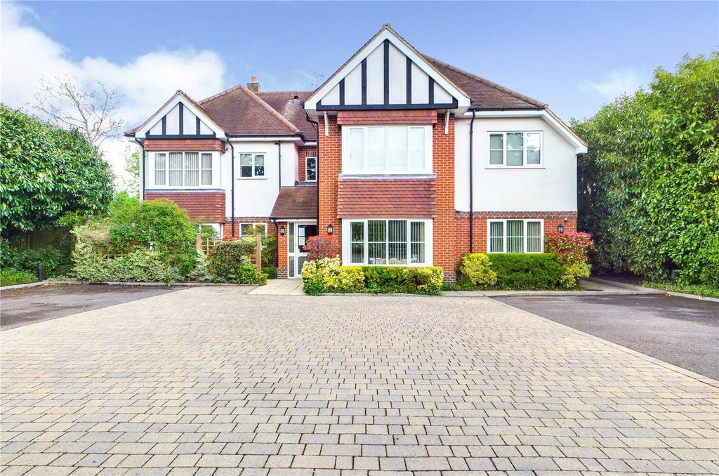 Armour Road, Tilehurst, Reading... 2 bed apartment for sale - £230,000