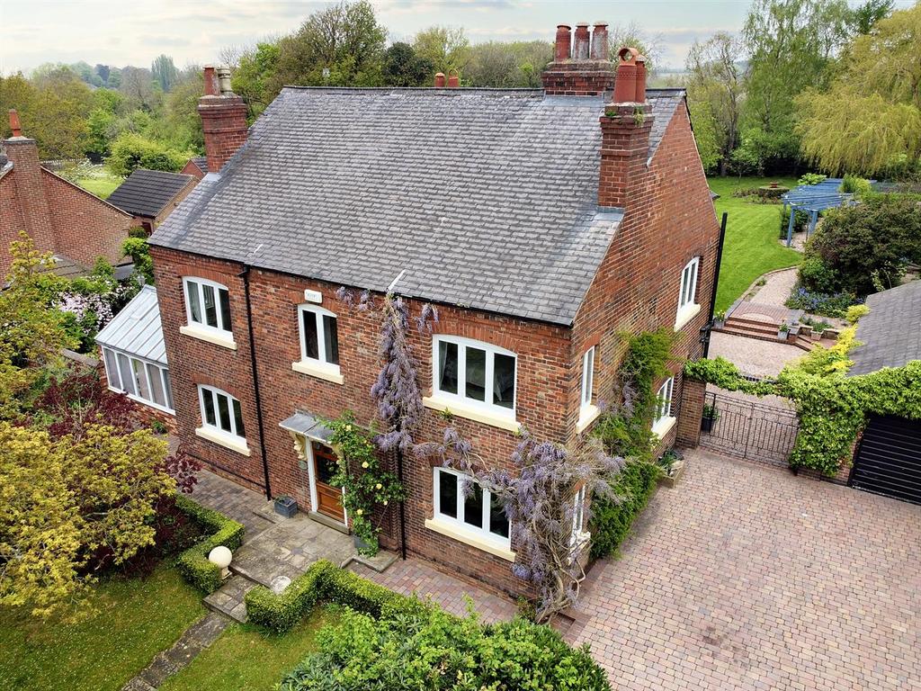 Derby Road, Risley 4 bed detached house - £1,100,000
