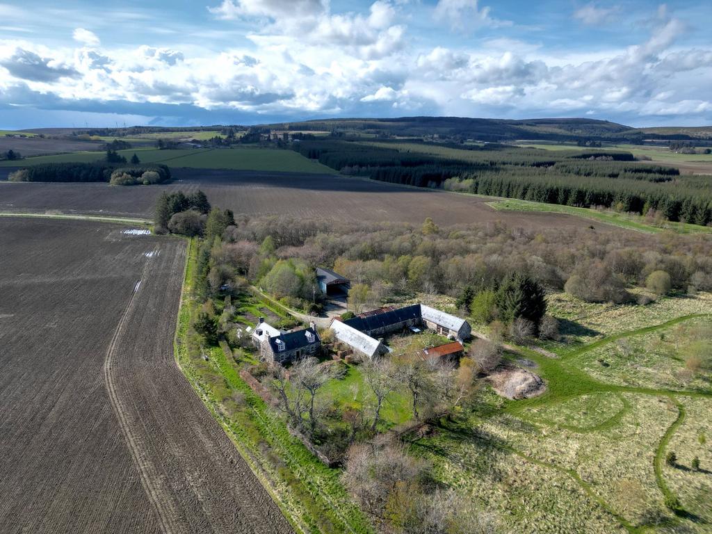 Banks Farm, Ruthven, Huntly... 4 bed detached house for sale - £525,000