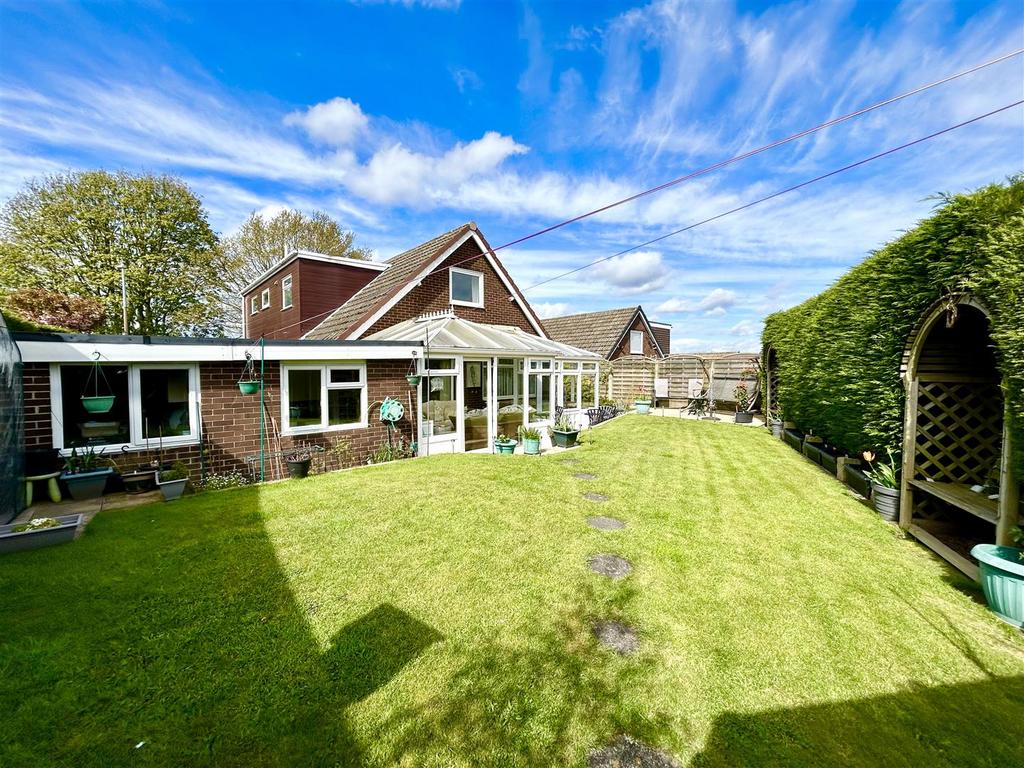Pilling Lane, Scissett, Huddersfield... 4 bed detached house for sale ...