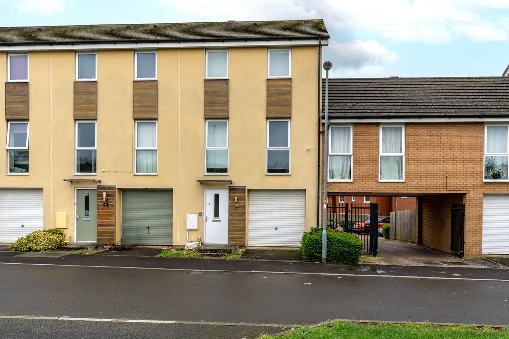 Charlton Hayes, Bristol BS34 3 bed townhouse - £360,000
