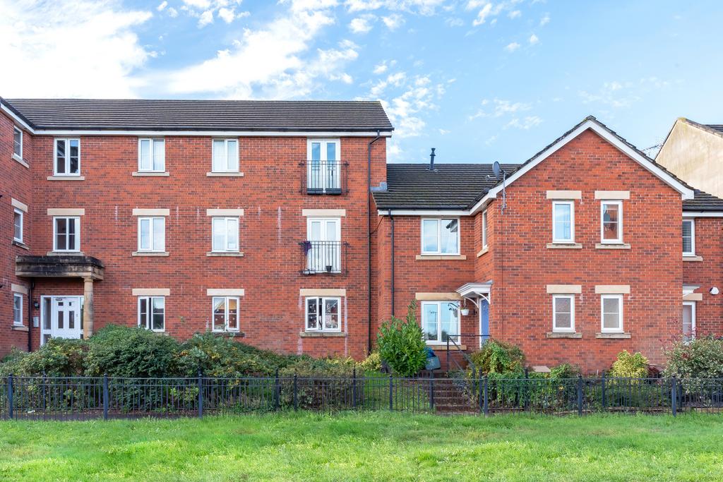 Bristol BS7 2 bed flat - £215,000