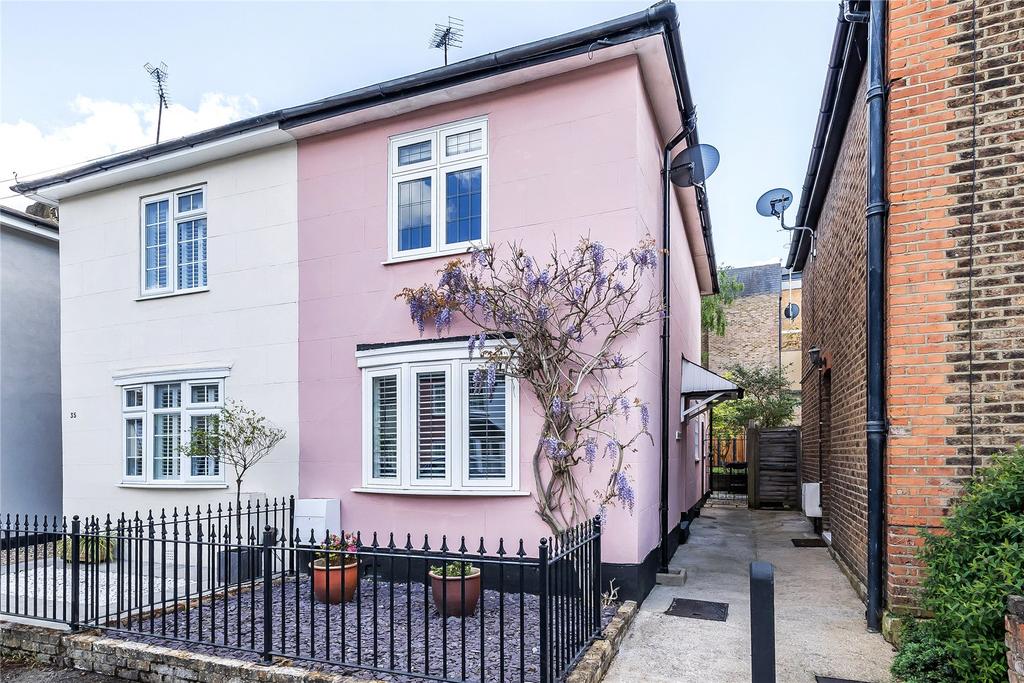 Cottage Grove, Surbiton KT6 2 bed semi-detached house for sale - £800,000