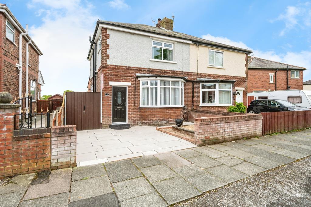 Queens Road, Haydock, WA11 3 bed semi-detached house for sale - £180,000