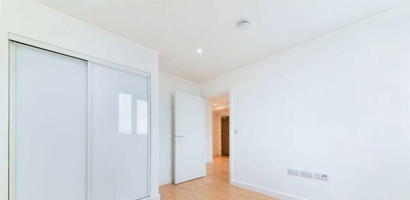 Canterbury House, CR0 9BL 2 bed flat - £1,650 pcm (£381 pw)