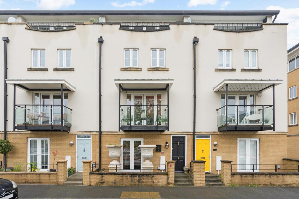 Lockside, Portishead, Bristol, BS20 4 bed terraced house - £775,000