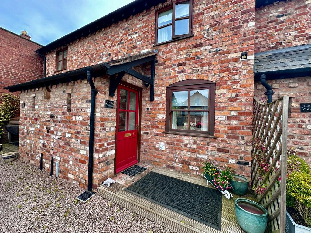 Worcester Road, Ledbury, HR8 1 bed terraced house - £167,500