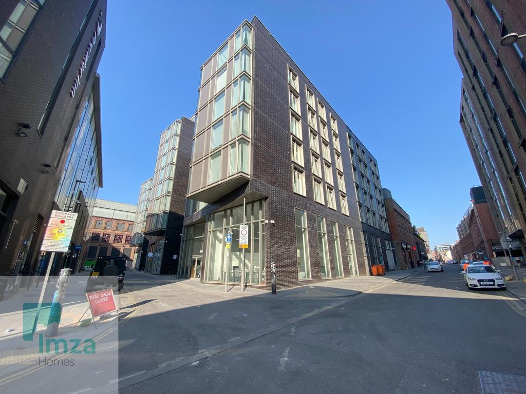 Apartment 63, 1 David Lewis Street... Studio - £700 pcm (£162 pw)