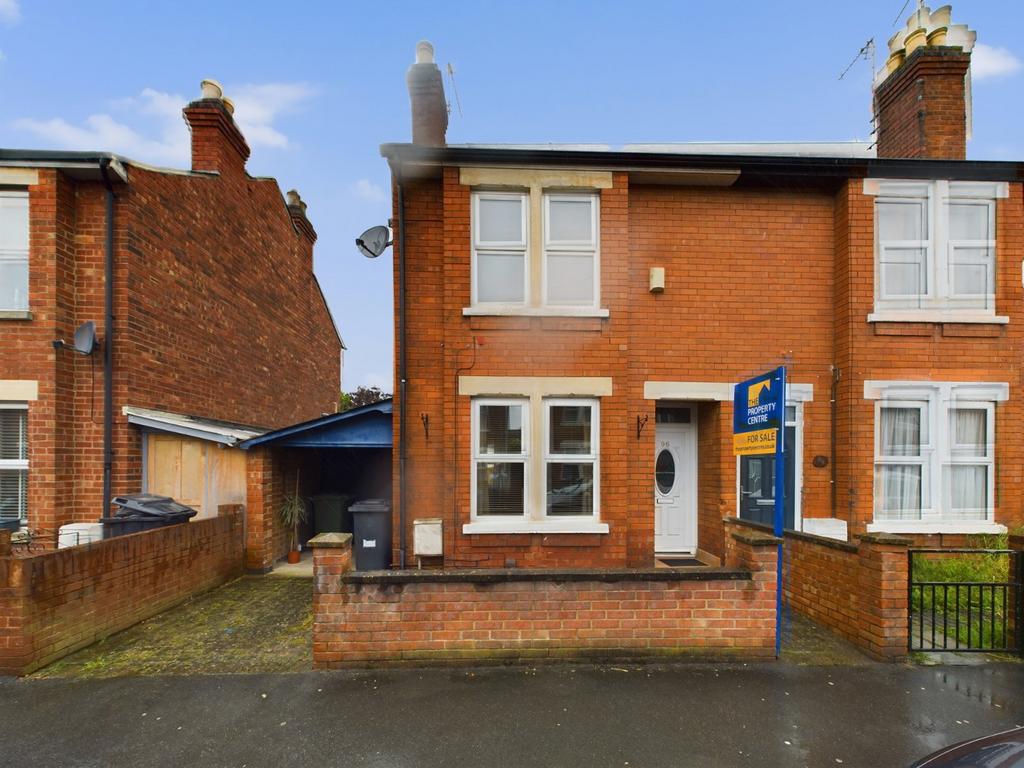 Stanley Road, Gloucester... 3 bed end of terrace house - £210,000