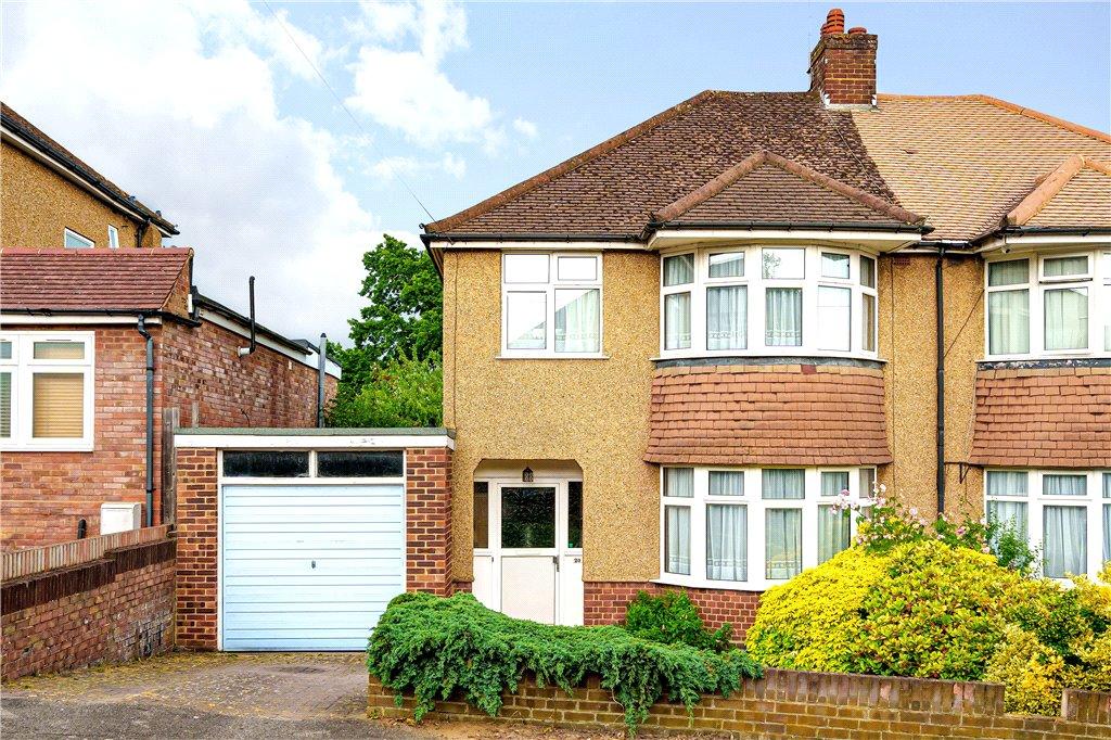 Winchester Road Northwood Middlesex 3 Bed Semi Detached House £685 000